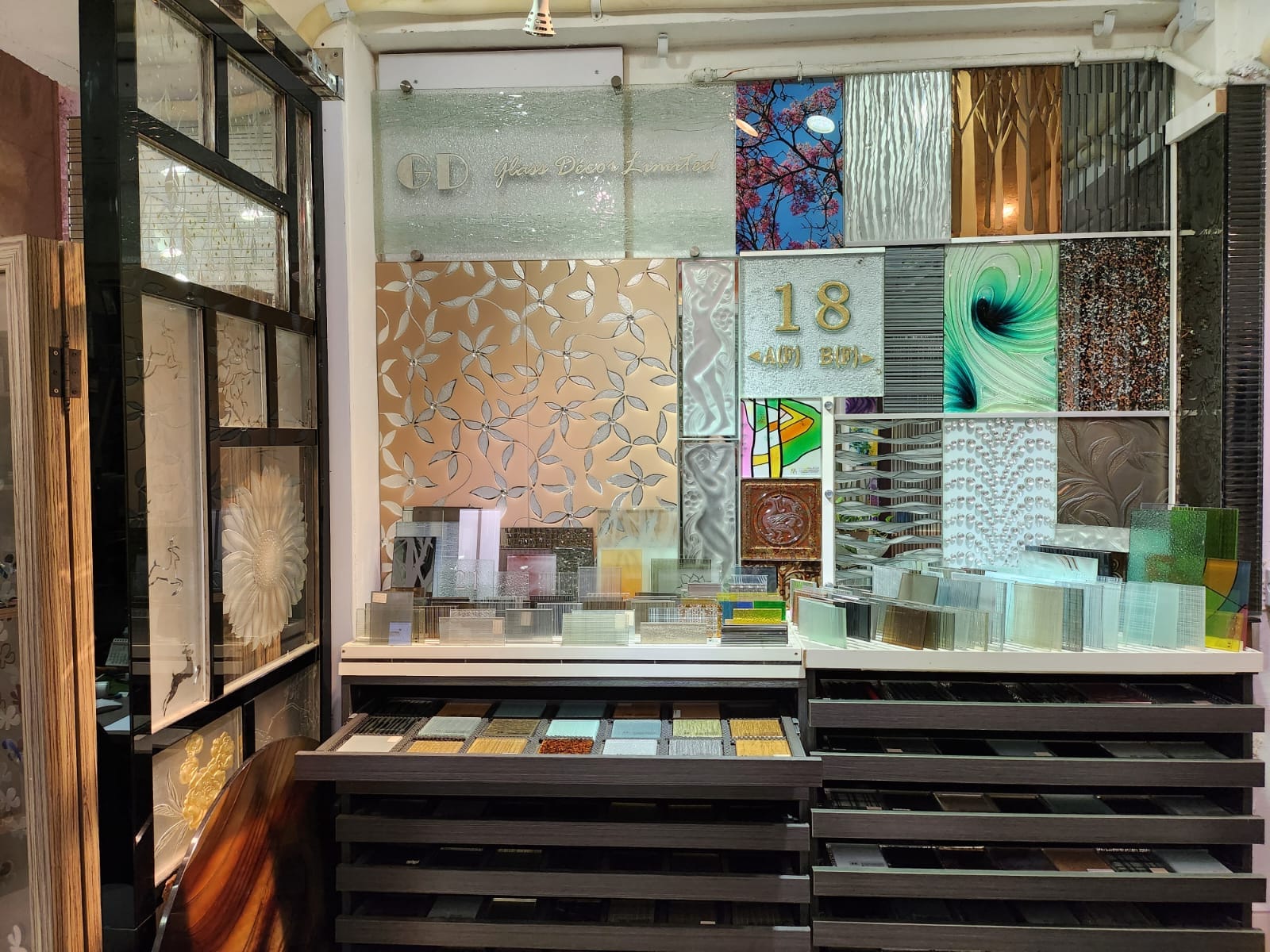 GD Glass Decoration Design